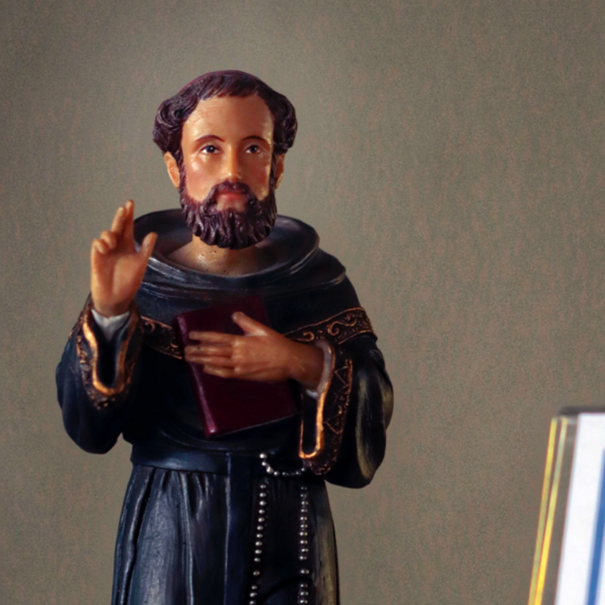 St. Ezekiel Moreno Statue – ArteCatolica
